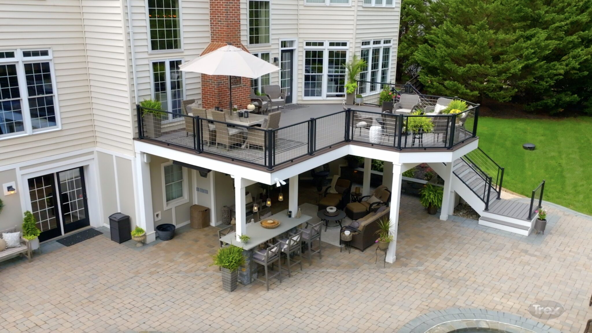 27 Stunning Trex Deck Railing Ideas For Any Outdoor Space | Premium ...